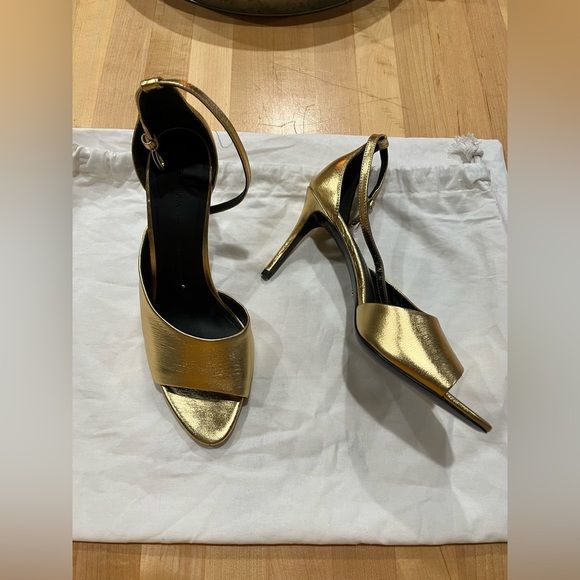 Stella Luna | Shoes | Stella Luna Gold Foil Peep Toe Heels Nwot | Poshmark